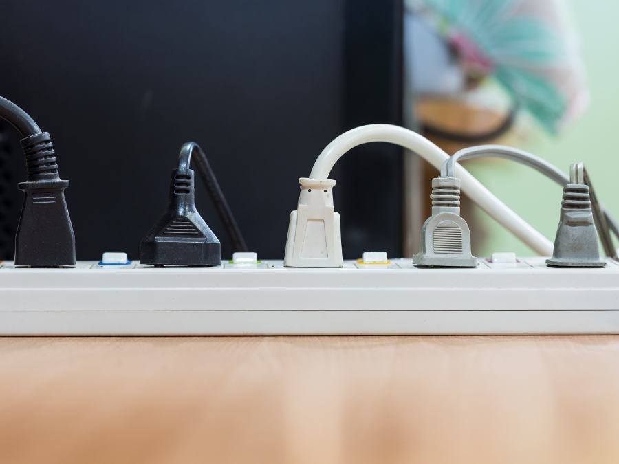 Essential Electrical Safety Tips Every Homeowner Should Know – Snug Plug