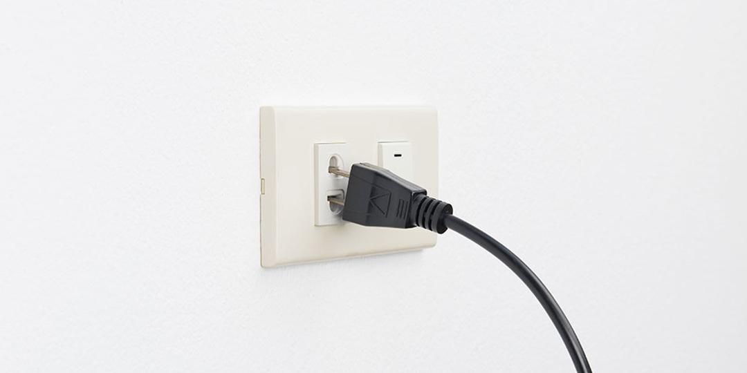 Is It Safe to Use a Loose Outlet? What You Need to Know – Snug Plug